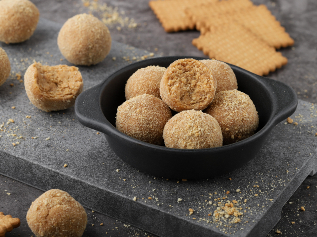 Τρουφάκια με τριμμένο μπισκότο με 3 υλικά, έτοιμα σε 5 λεπτά | BOVARY
