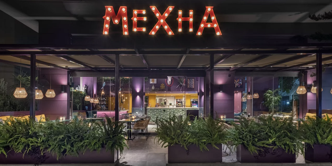 Mexha: Το μεξικανικό εστιατόριο στο Μαρούσι με τα πλούσια burritos και τα απολαυστικά κοκτέιλ ...