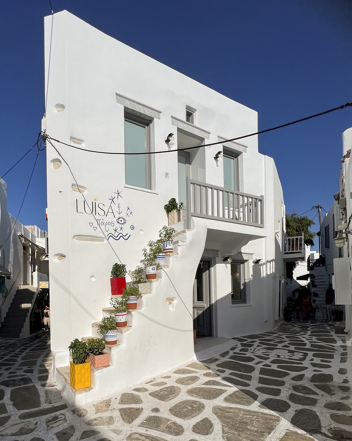 Luisa World Paros: Hot fashion opening στο πιο πολυσυζητημένο ελληνικό ...