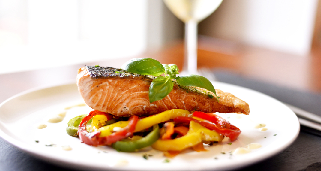 Ιχθυοπωλεία που φέρνουν έτοιμο το ψάρι στο πιάτο σου | BOVARY