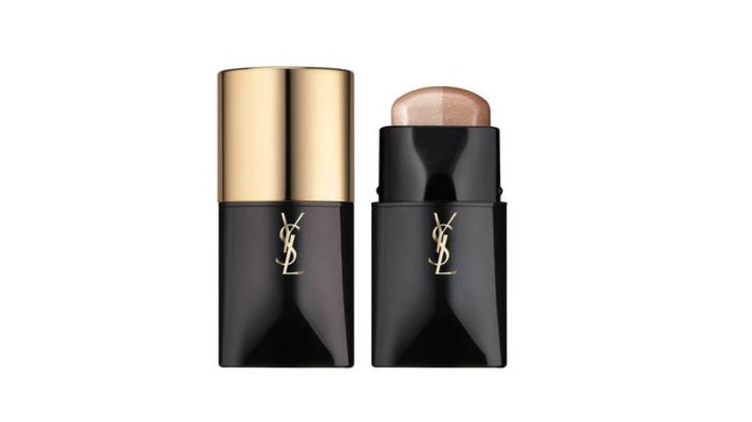 Ο οίκος ομορφιάς YSL Beauté παρουσιάζει το πρώτο Holiday Look 2018 | BOVARY