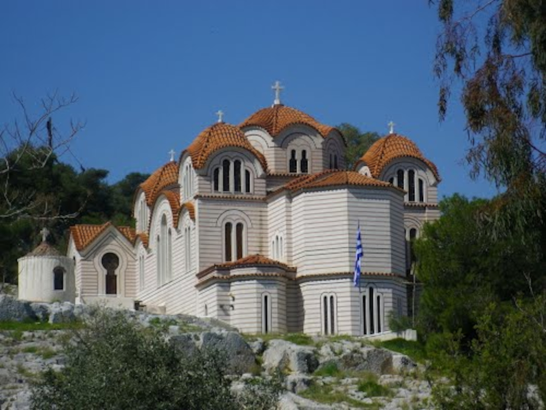 Κατανυκτική ατμόσφαιρα στην πόλη: Οι πιο όμορφες εκκλησίες στην Αθήνα ...