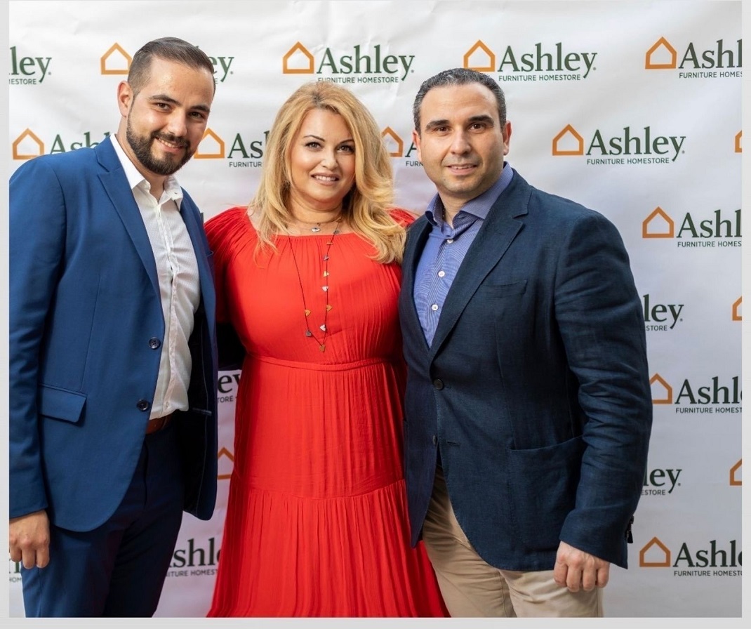 Εγκαινιάστηκε το νέο κατάστημα Ashley και μας υπόσχεται το σπίτι των ...