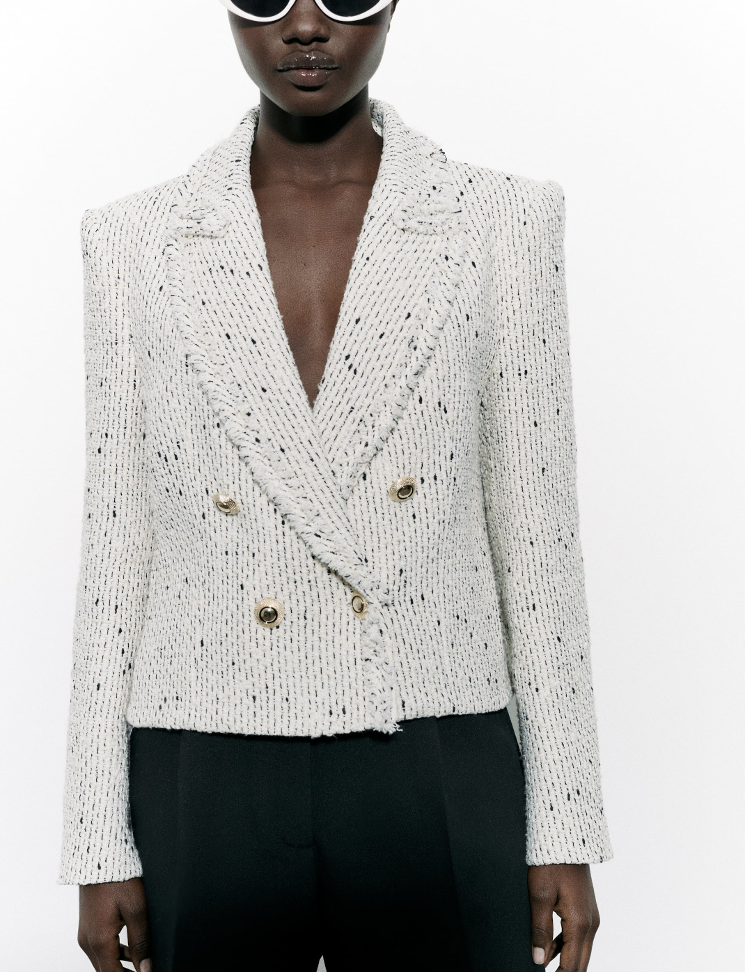 Το vintage-looking blazer από τα Zara θα δώσει στο ντύσιμό σου αέρα ...