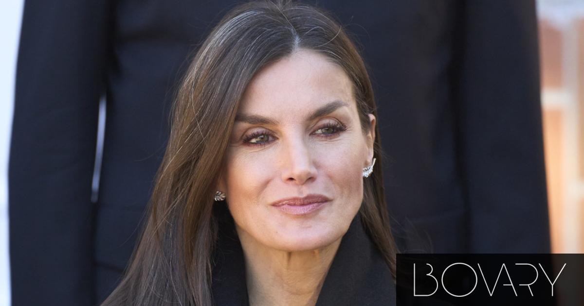 H βασίλισσα Λετίθια με πλεκτό φόρεμα από τα Mango -Η σικάτη εμφάνιση με το hot κομμάτι του ...