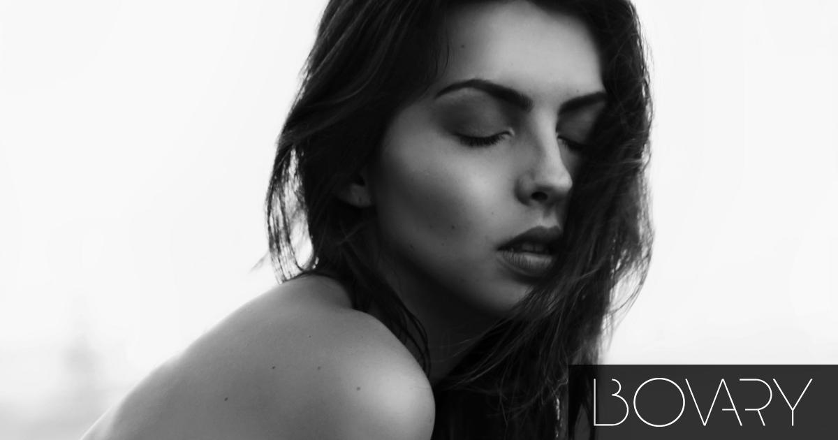 Serum με βιταμίνη C -Το «θαυματουργό» προϊόν για την επιδερμίδα που χρειάζεται το νεσεσέρ σας ...