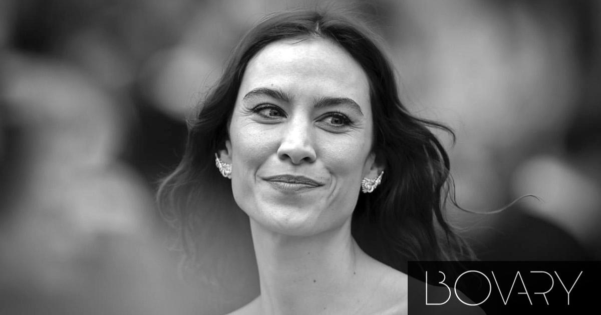 Πώς η Αλέξα Τσανγκ παραμένει το πιο περιζήτητο «it girl» της μόδας στα 40 της χρόνια | BOVARY