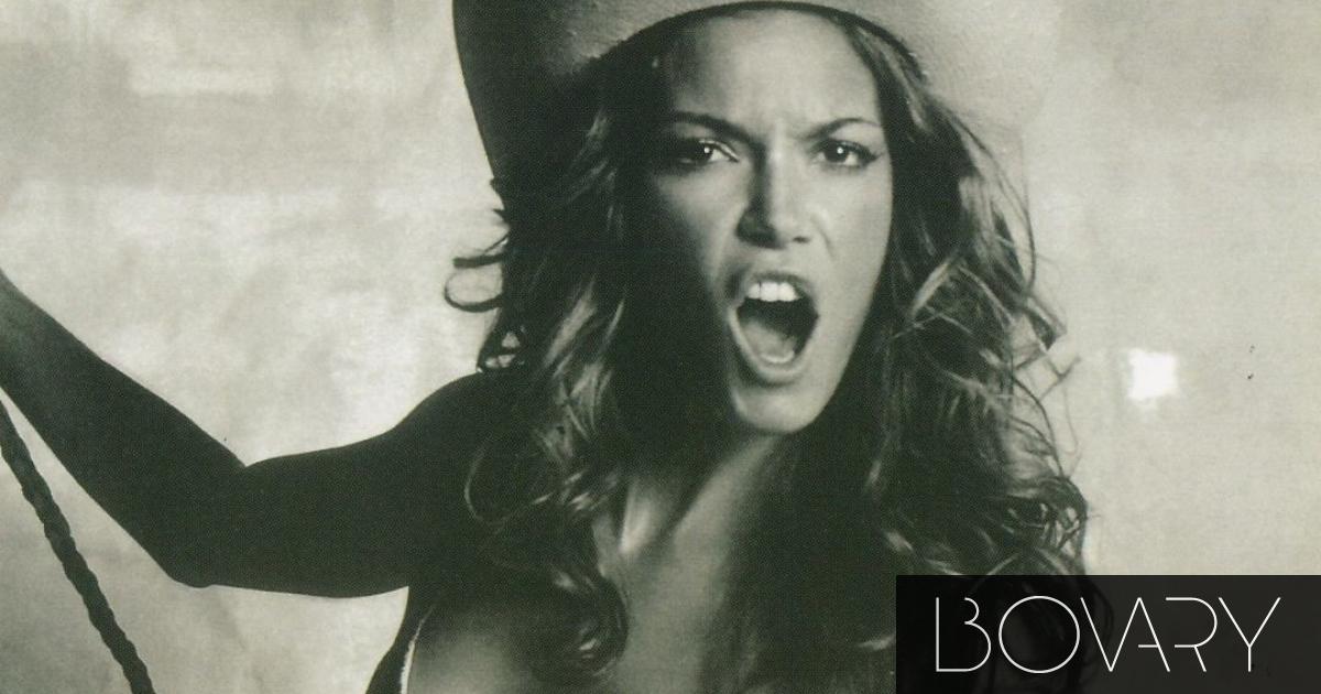 H Βίκυ Καγιά δείχνει τα εξώφυλλα που καθόρισαν την καριέρα της στο μόντελινγκ | BOVARY