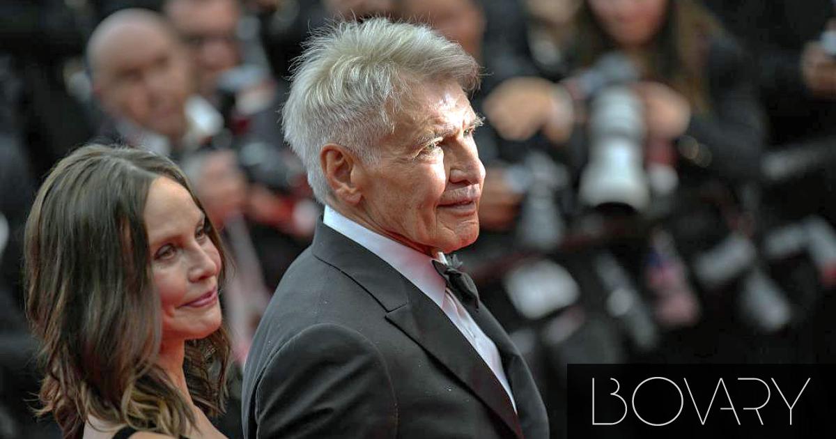 Ο Χάρισον Φορντ με τη σύζυγό του, Καλίστα Φλόκχαρτ στην πρεμιέρα του -Έχουν μάτια μόνο ο ένας ...