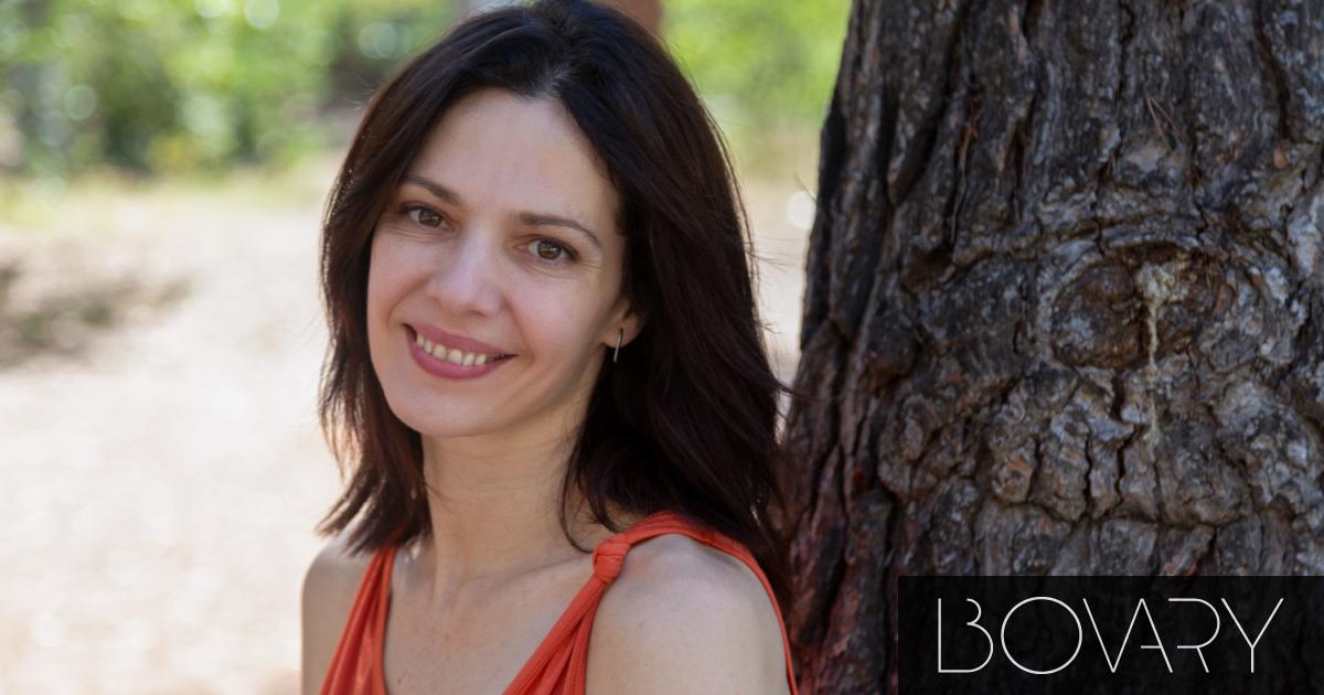 Μαριλίτα Λαμπροπούλου: Η sexy chic εμφάνιση με ντελικάτο lingerie dress Atelier Loukia | BOVARY