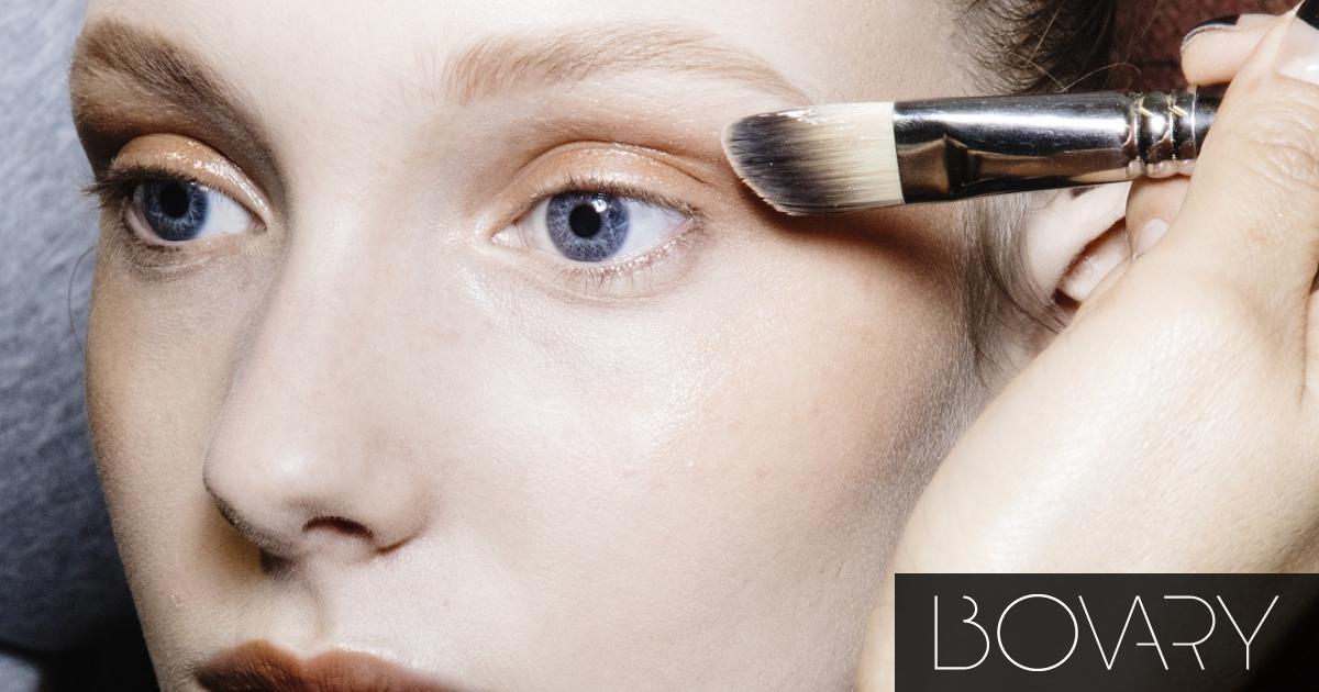 Σκιά με άποψη: Εύκολα tips για να δώσετε ένταση στο βλέμμα σας | BOVARY