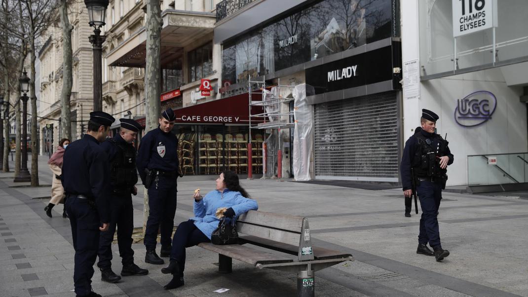 Παρίσι πόλη-φάντασμα: 10+2 δυστοπικές εικόνες μετά το lockdown | BOVARY