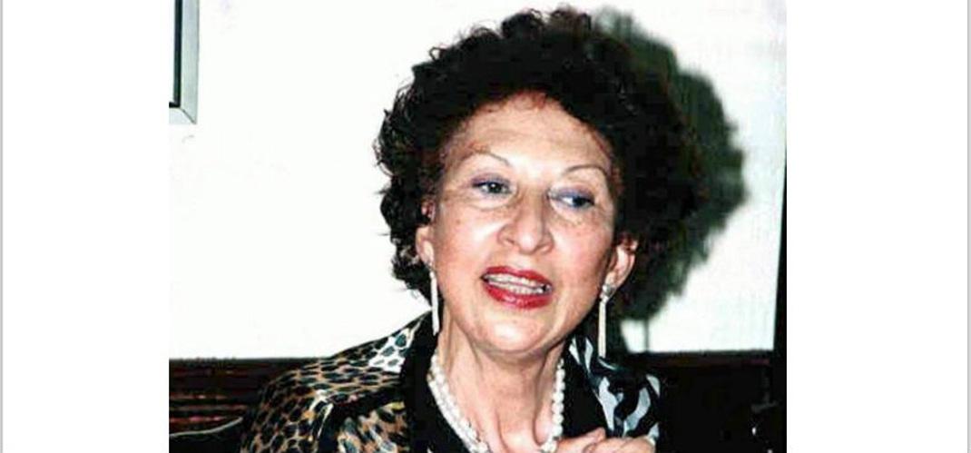 Φατίμα Μερνίσι: Πώς ένα κορίτσι που μεγάλωσε σε χαρέμι, έγινε μια από ...