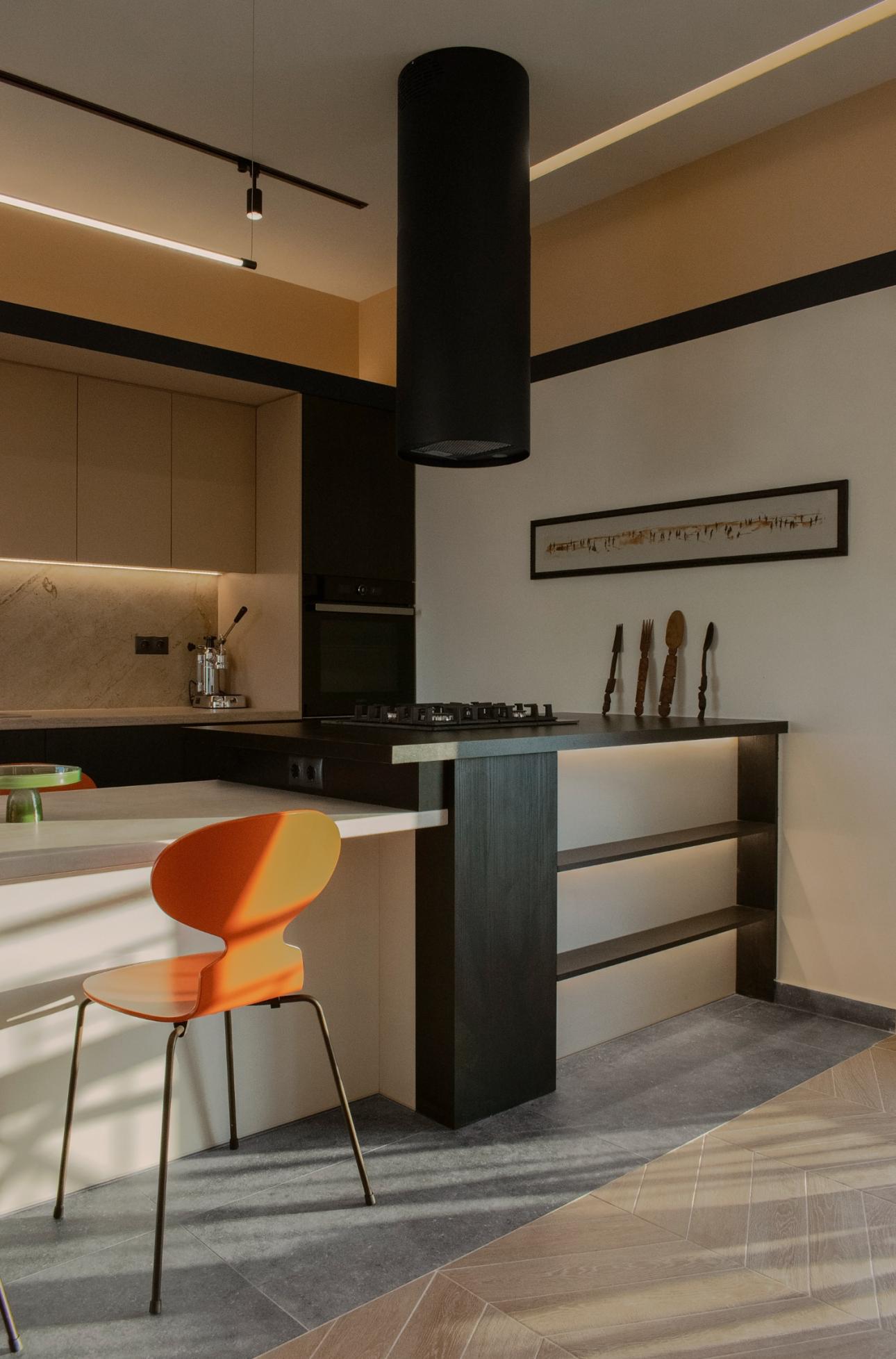 Πώς ένα διαμέρισμα στην πλατεία Μαβίλη μεταμορφώθηκε σε εντυπωσιακό ...