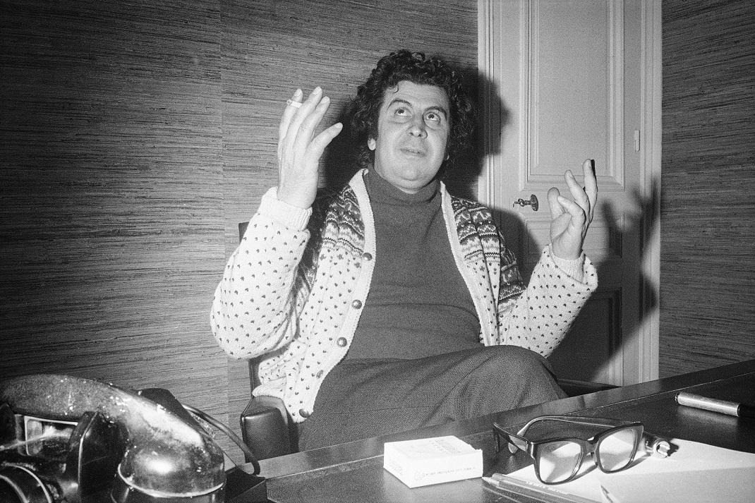 Μίκης Θεοδωράκης: Ο άνθρωπος που έγινε η ιστορία της Ελλάδας | BOVARY