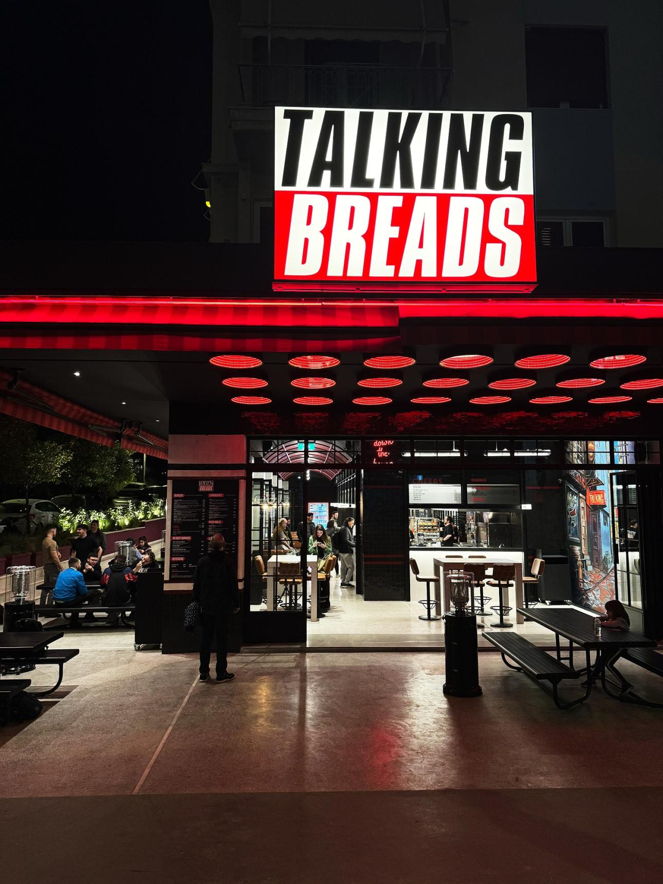 Talking Breads, Η νέα άφιξη που ανεβάζει τη γευστική ένταση στο Χολαργό ...