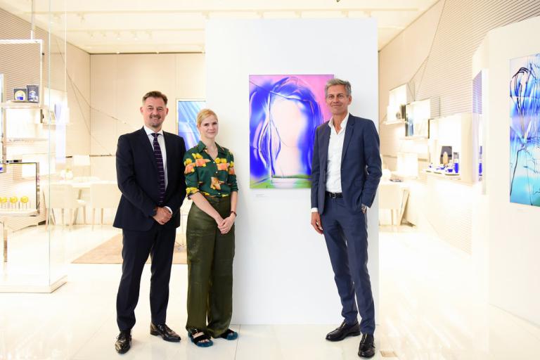 Η νέα καλλιτεχνική συνεργασία του οίκου La Prairie και της Manon ...