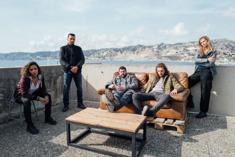«Blood Coast»: Γιατί η σειρά-φαινόμενο του Netflix έχει καθηλώσει το ...
