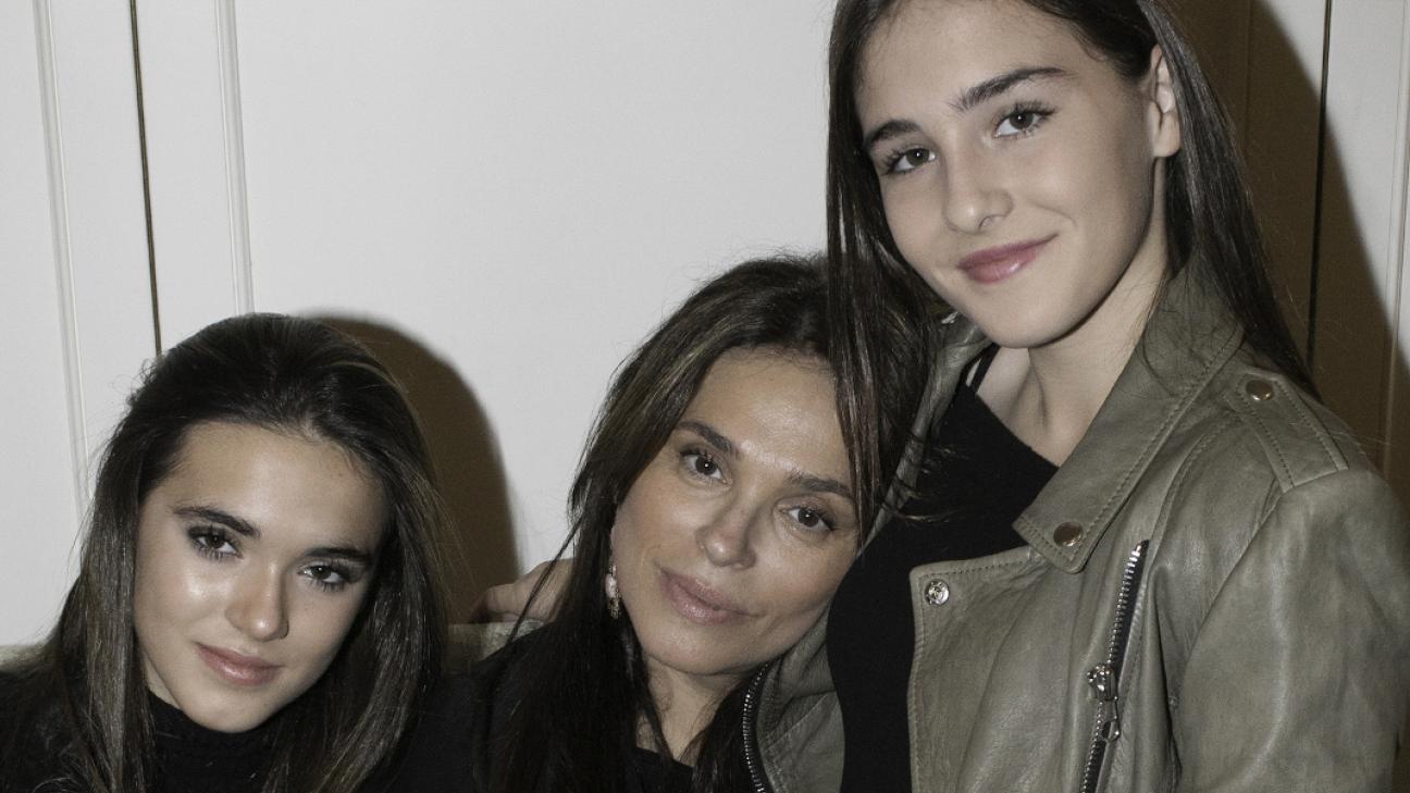 Mini me: H Σίλια Κριθαριώτη με την κόρη της, Ειρήνη σε ένα σπάνιο κλικ ...