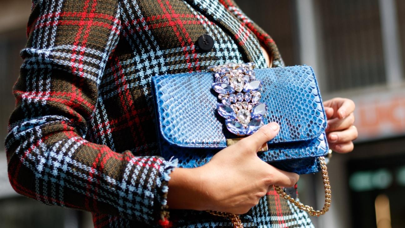 Το hot μανικιούρ του χειμώνα συνδυάζει λάμψη και φυσικότητα -Θα το λατρέψουν όλες (σίγουρα) | BOVARY