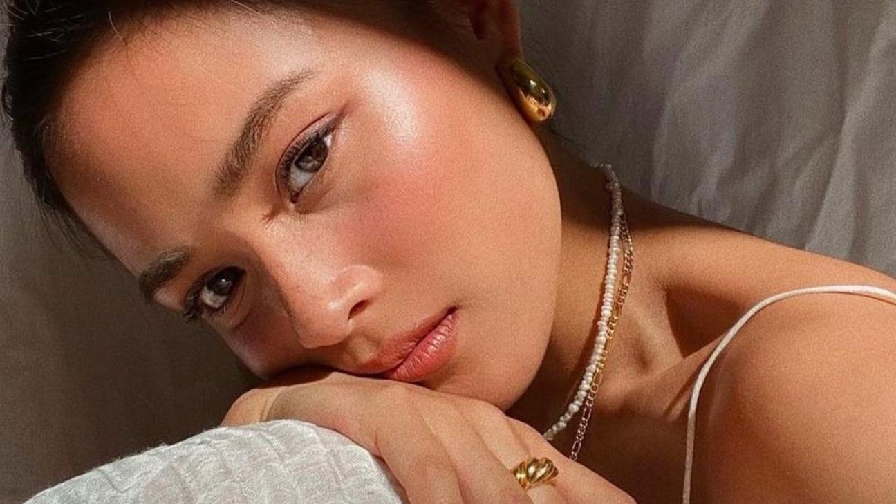 Το peach fuzz είναι το χρώμα της χρονιάς -10 προϊόντα για να το ...