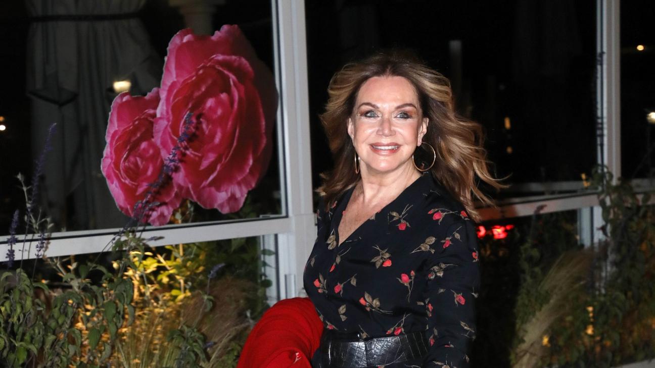 ΑΓΑΠΗ ΠΟΛΙΤΗ | BOVARY