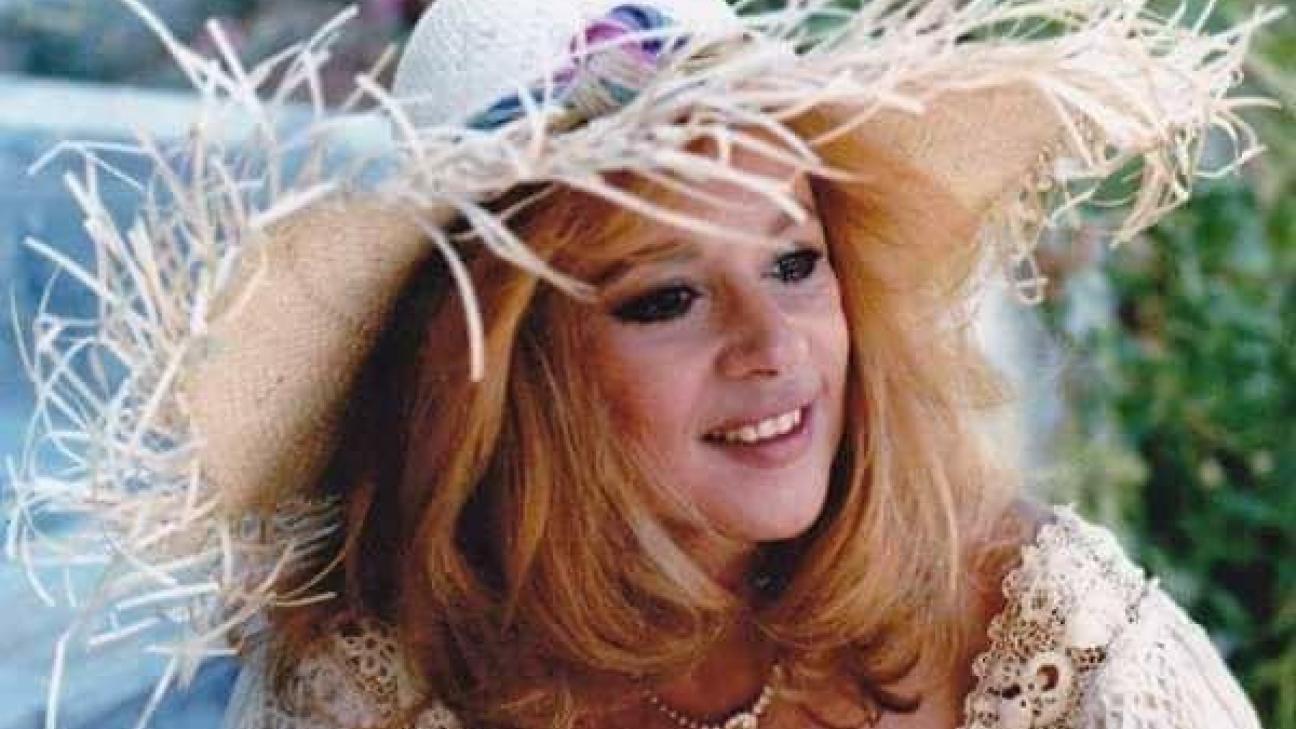 Όταν η Αλίκη Βουγιουκλάκη αρνήθηκε να εμφανιστεί στη συγκέντρωση του Ανδρέα Παπανδρέου, 32 ...