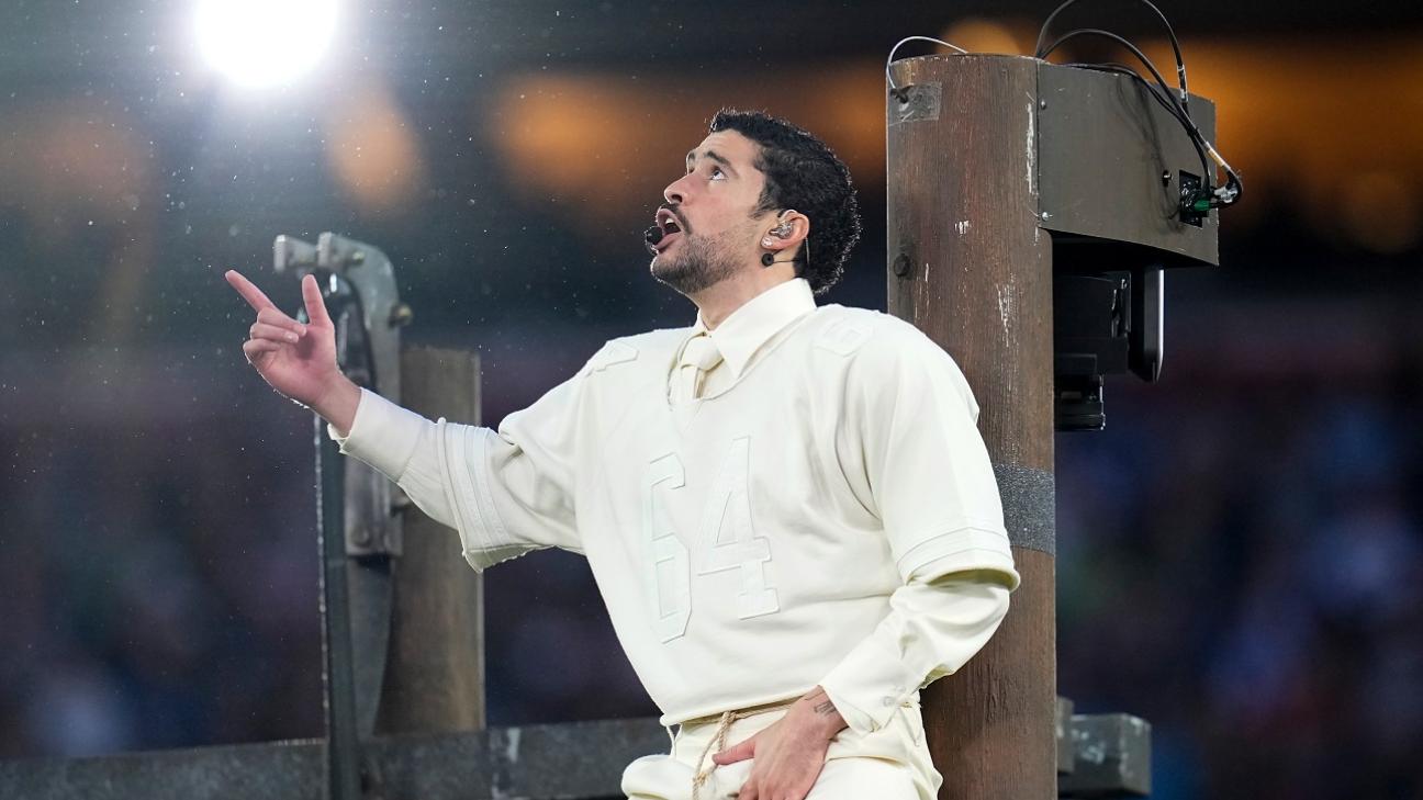 Από υπάλληλος σούπερ μάρκετ σε απόλυτο σταρ της μουσικής -Η πορεία του ...