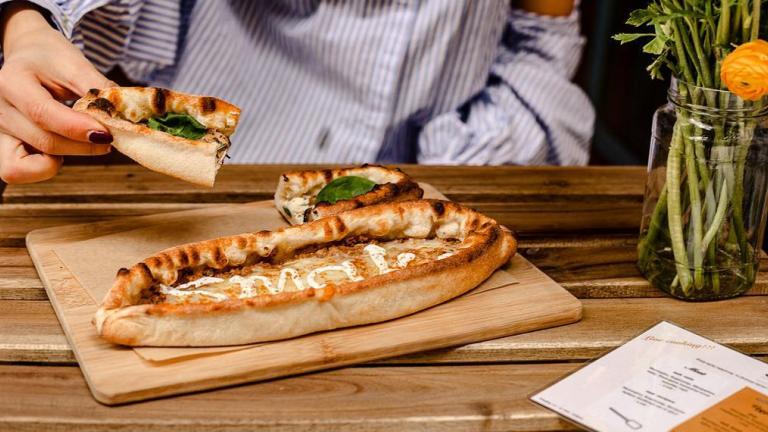 Smak: Τέσσερις φίλοι από τη Δράμα απογειώνουν το πεϊνιρλί στη Ρόμβης ...