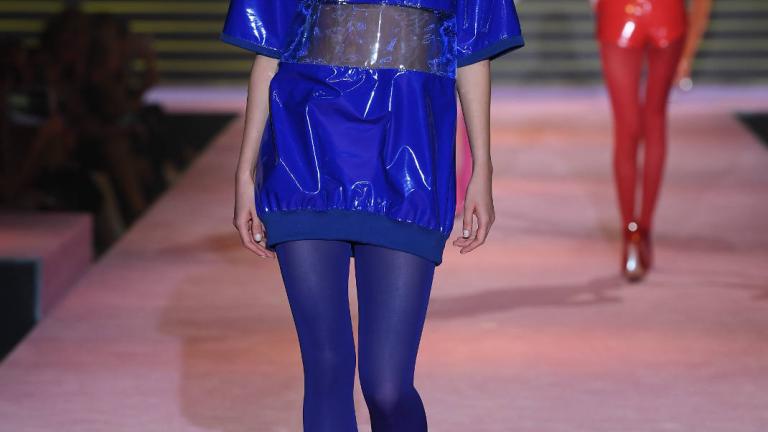 Η θεαματική επάνοδος του καλσόν -Είναι το αξεσουάρ-κλειδί της σεζόν ...