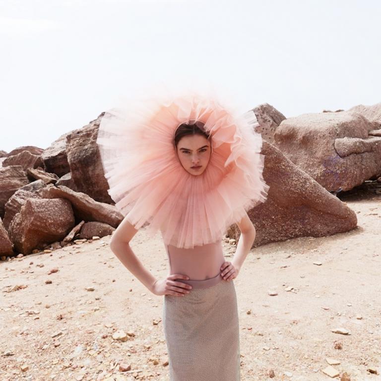 Στο Noah στο Πάρκο Ελευθερίας ένα γλυπτό λέει «Σ'αγαπώ» και η ...