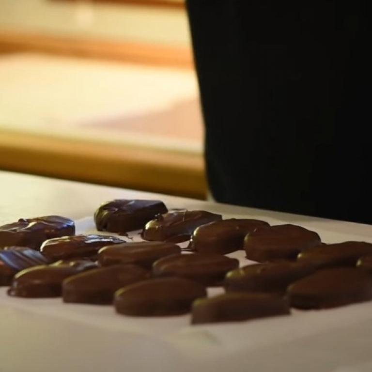 Ένα διαμέρισμα μόλις 36 τ.μ. στη Θεσσαλονίκη που χωράει τα πάντα ...