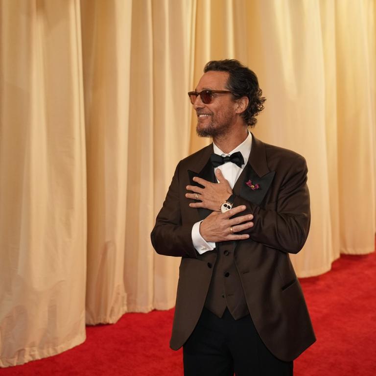 5 φυτά που θα φέρουν τη Χαβάη στο μπαλκόνι σου - Δίνουν χρώμα και πνοή ...